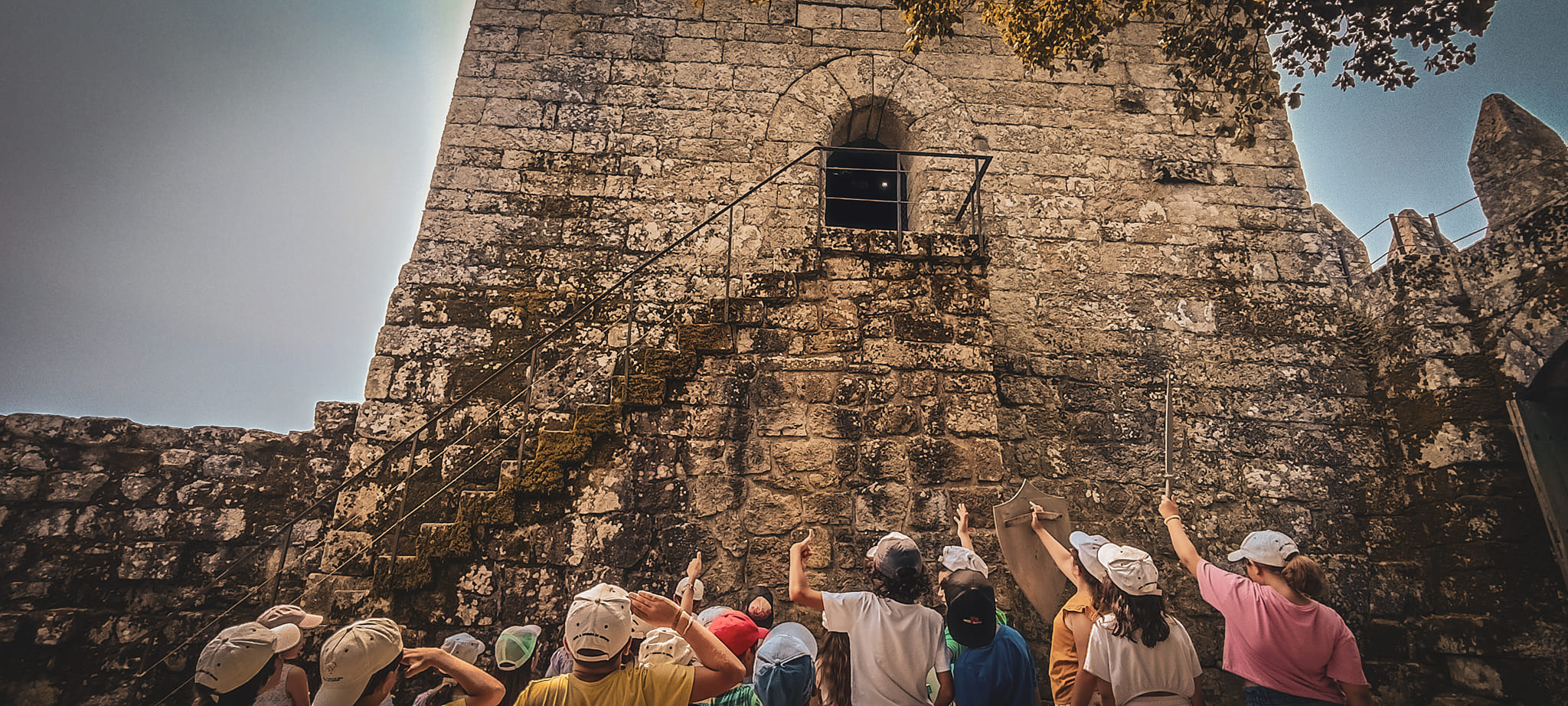 Castelo de Lanhoso alcança 150 mil visitantes - Portugalidade